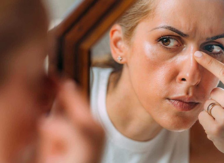 Dismorfofobia. Diagnosi, sintomi e cura